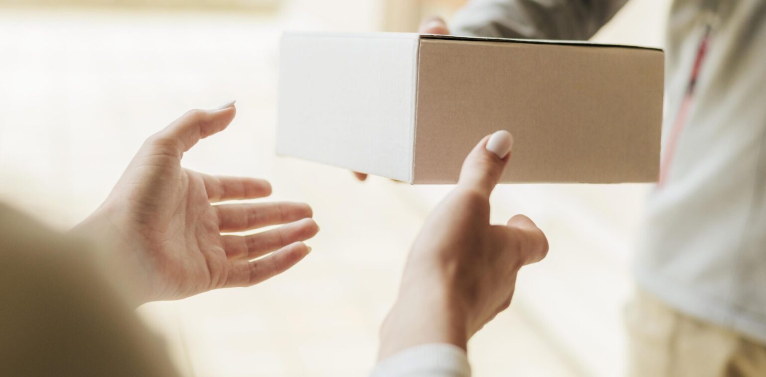 What is a courier? - eCourier